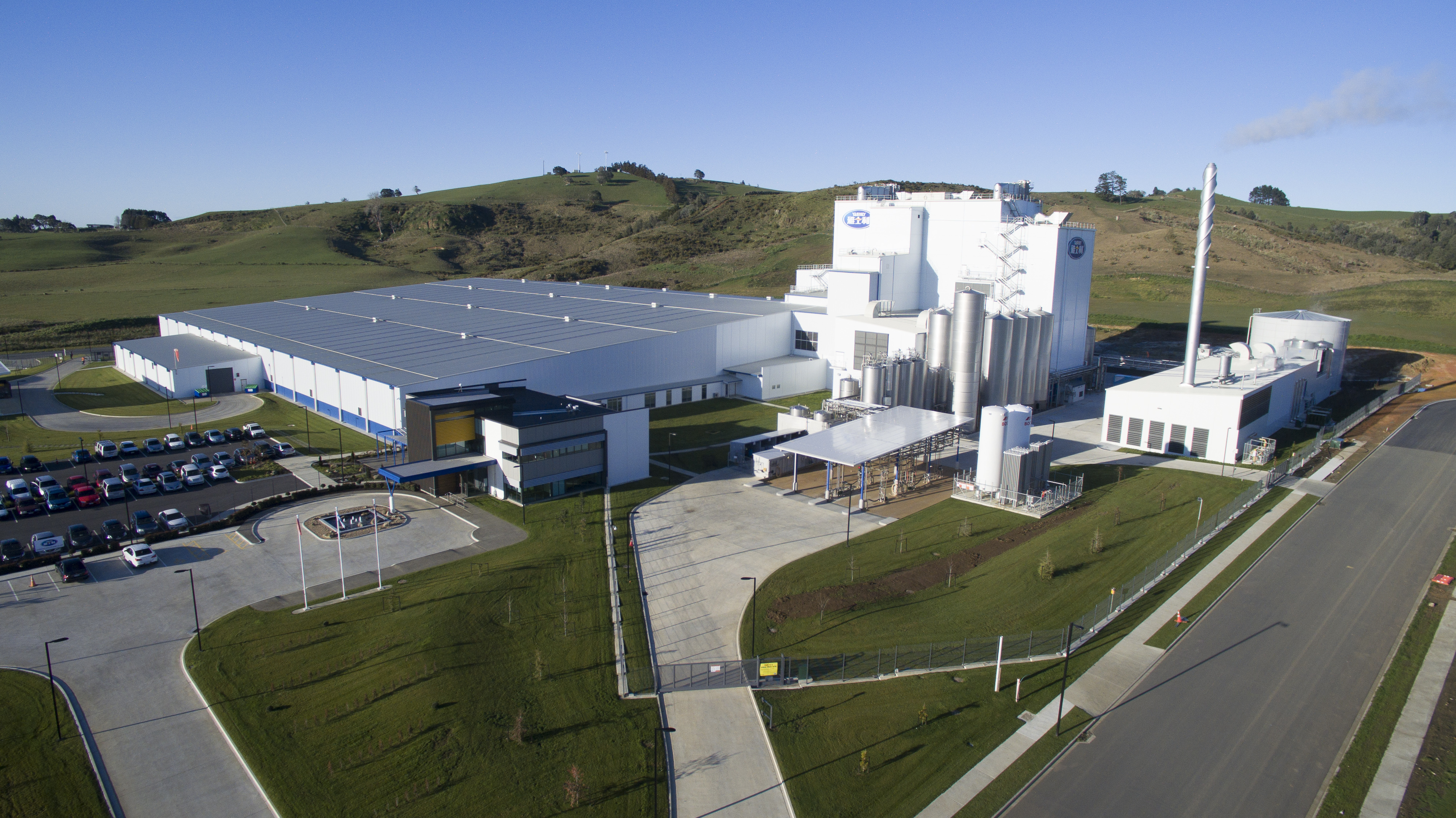 Yashili paves the way for new industry leaders to learn management ...